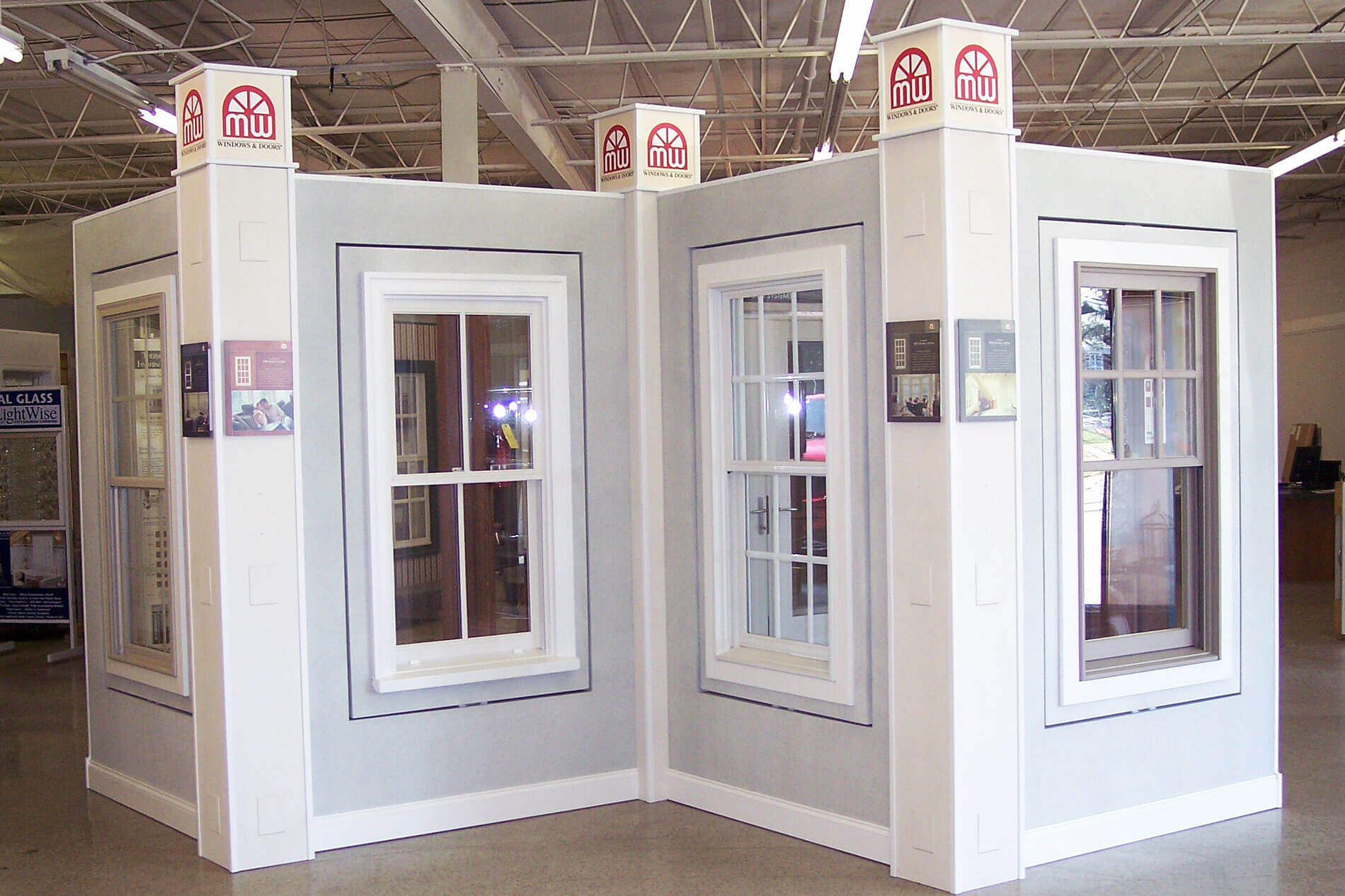 How to Enhance Showroom Displays | DAC Products - DAC Products