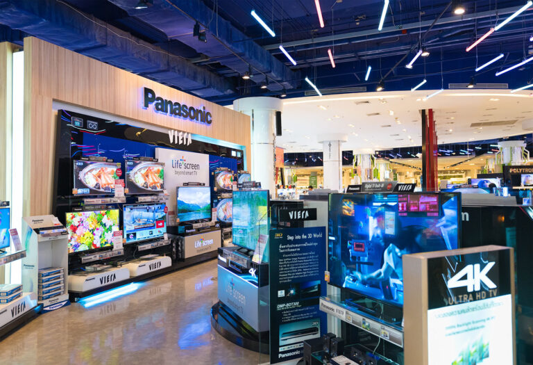 How to Create Engaging Retail Store Displays - DAC Products